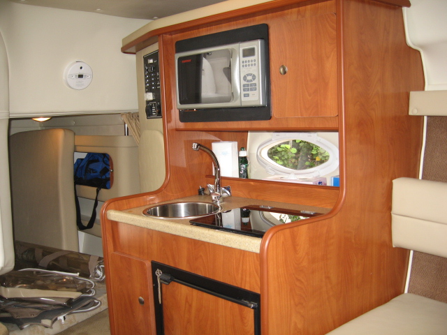 rinker-30ft_7 - Hong Kong Yachts For Sale