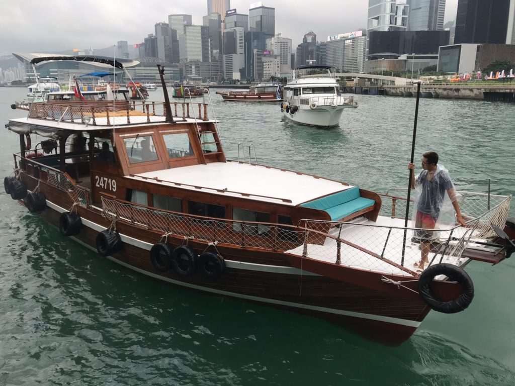 Junks Archives - Hong Kong Yachts For Sale